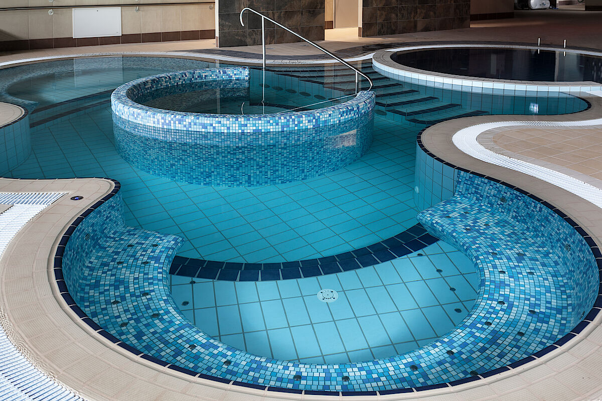 Il gres porcellanato di Casalgrande Padana per il settore wellness ...